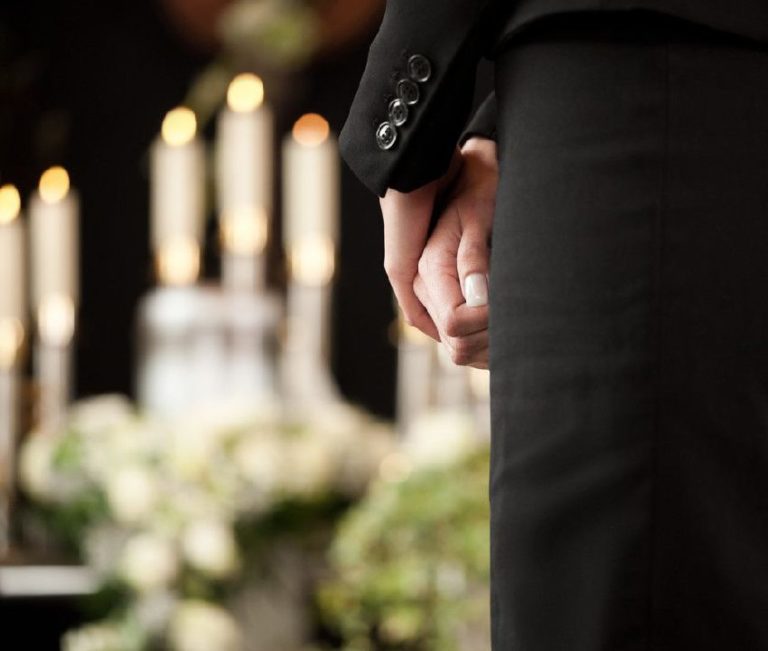 Service d'inhumation sur mesure | Entraygues-sur-Truyère